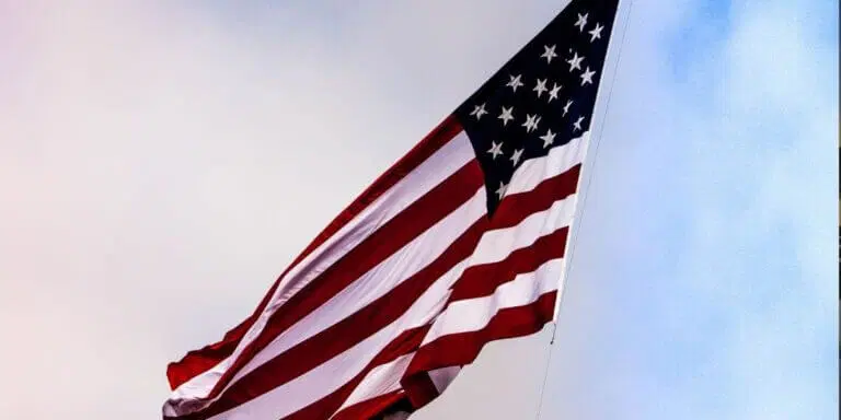 I Hear America Singing by Walt Whitman - Poem Analysis