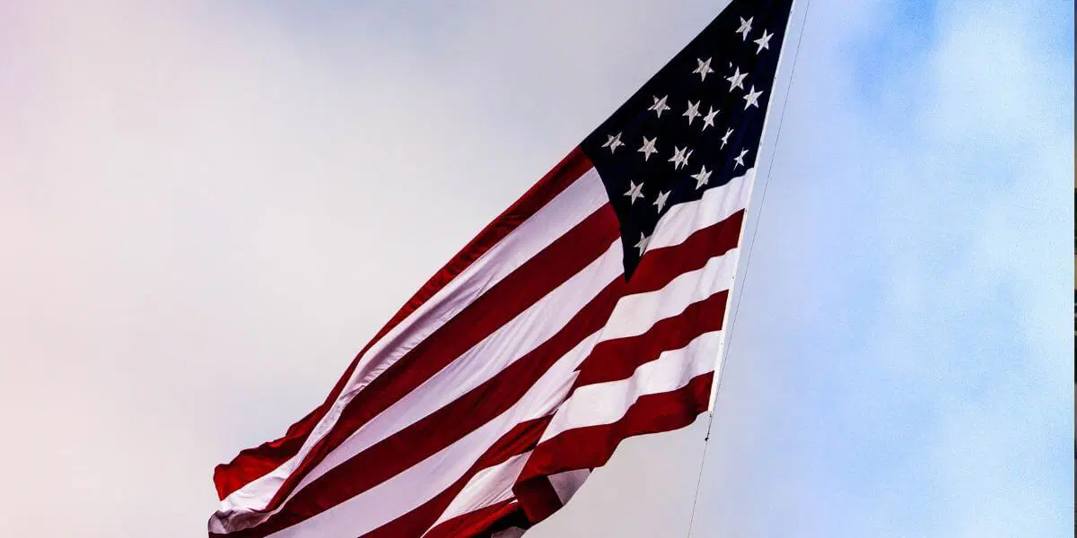 I Hear America Singing by Walt Whitman - Poem Analysis