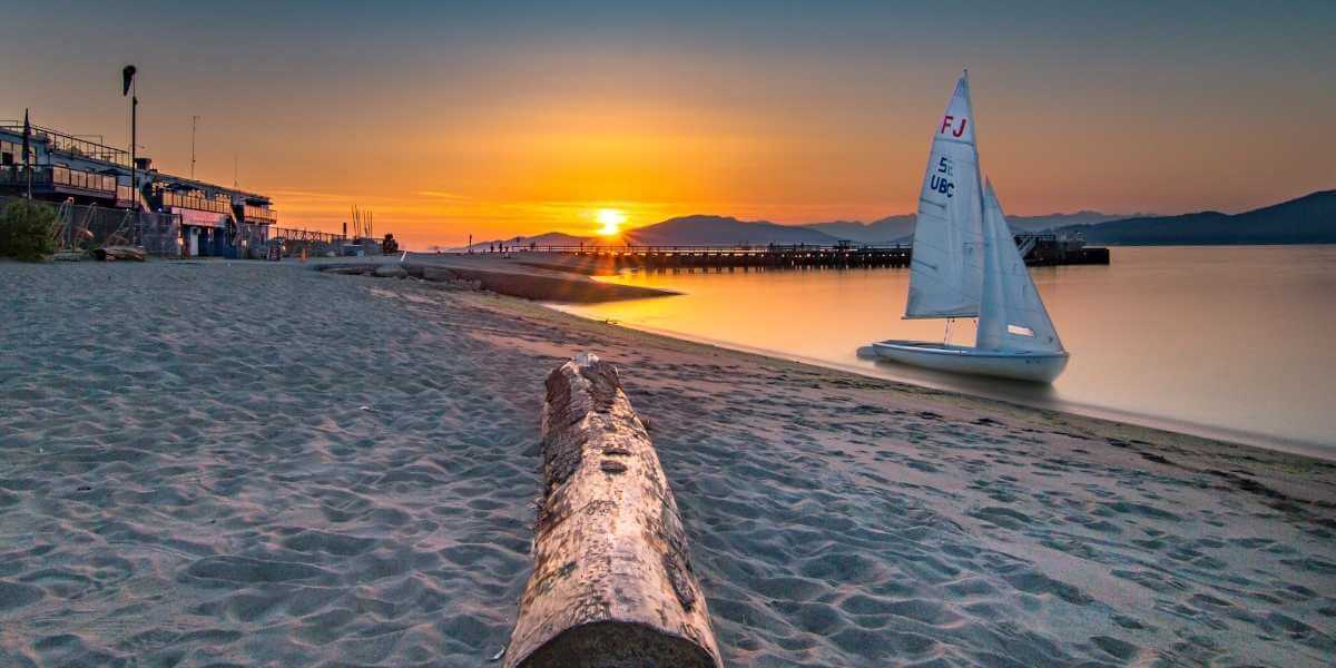 I Started Early - Took my Dog by Emily Dickinson - Poem Analysis