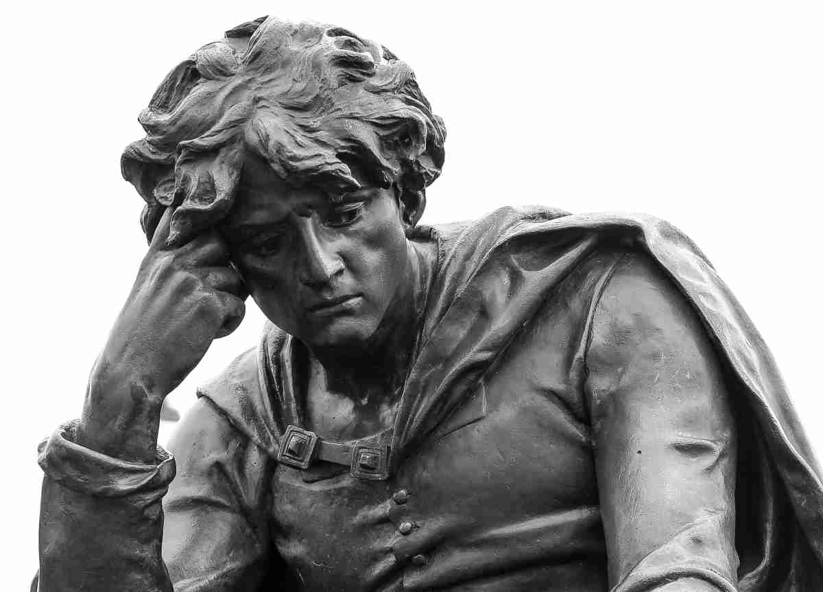 To be, or not to be from Hamlet by William Shakespeare (Poem Guide + PDFs)