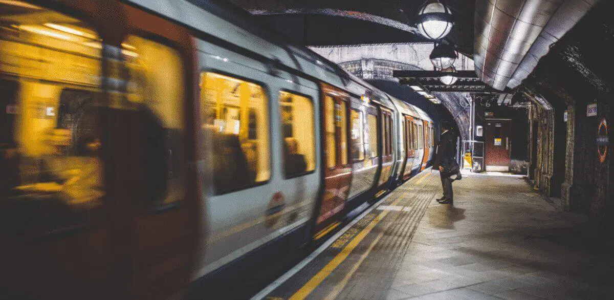 Subway Wind by Claude McKay - Poem Analysis