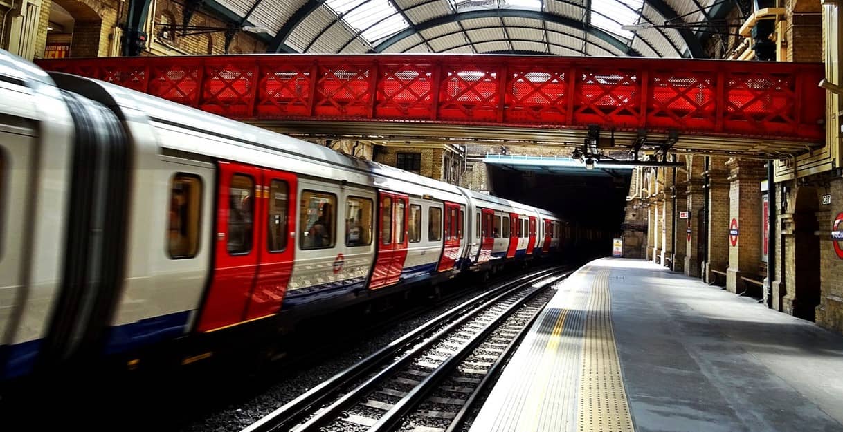 Wrong Train by Ted Berrigan - Poem Analysis