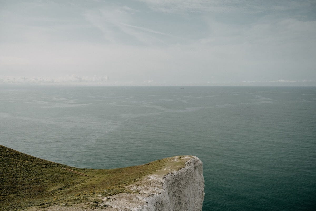 Beeny Cliff by Thomas Hardy - Poem Analysis