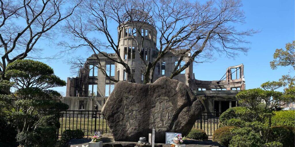 10 Important Poems About Hiroshima - Poem Analysis