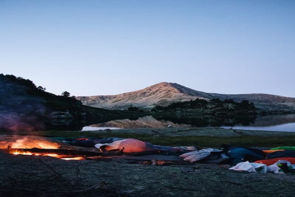 Around the Campfire by Emilie Pinet - Poem Analysis