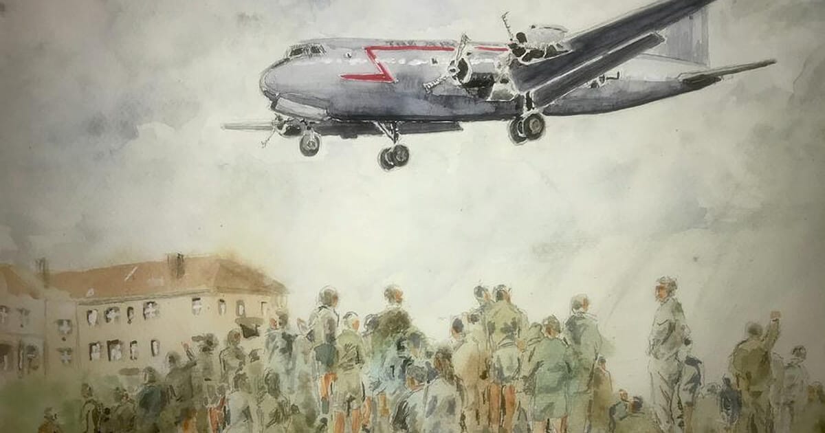 After The War by Liz Lochhead - Poem Analysis